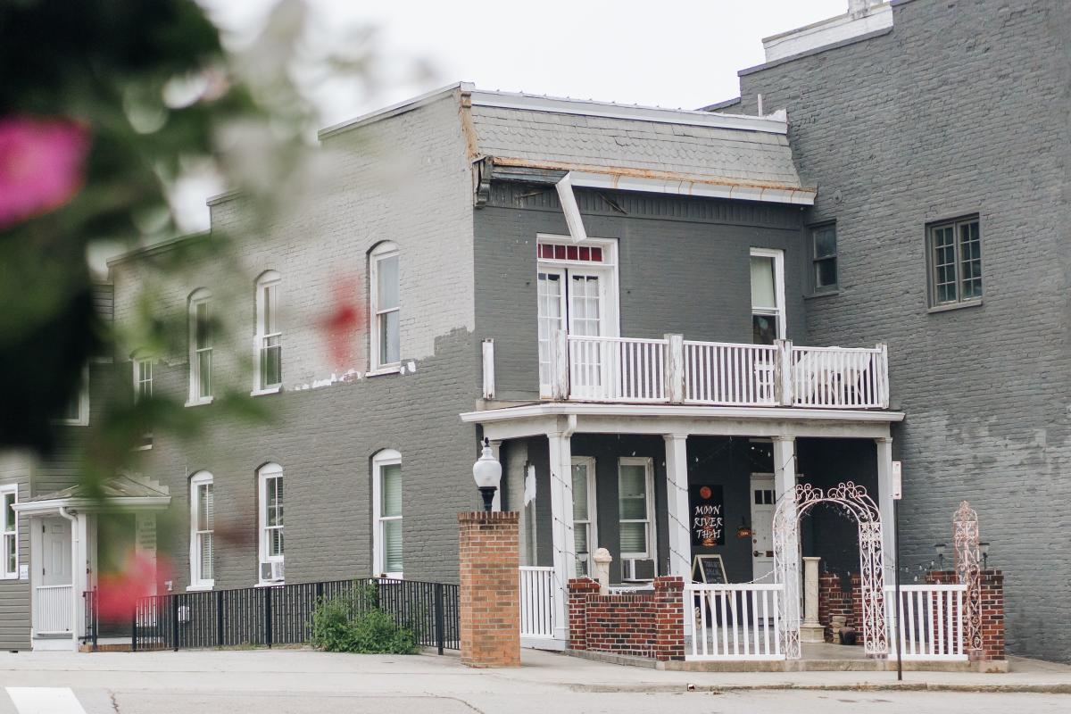 Moon River Thai Bistro