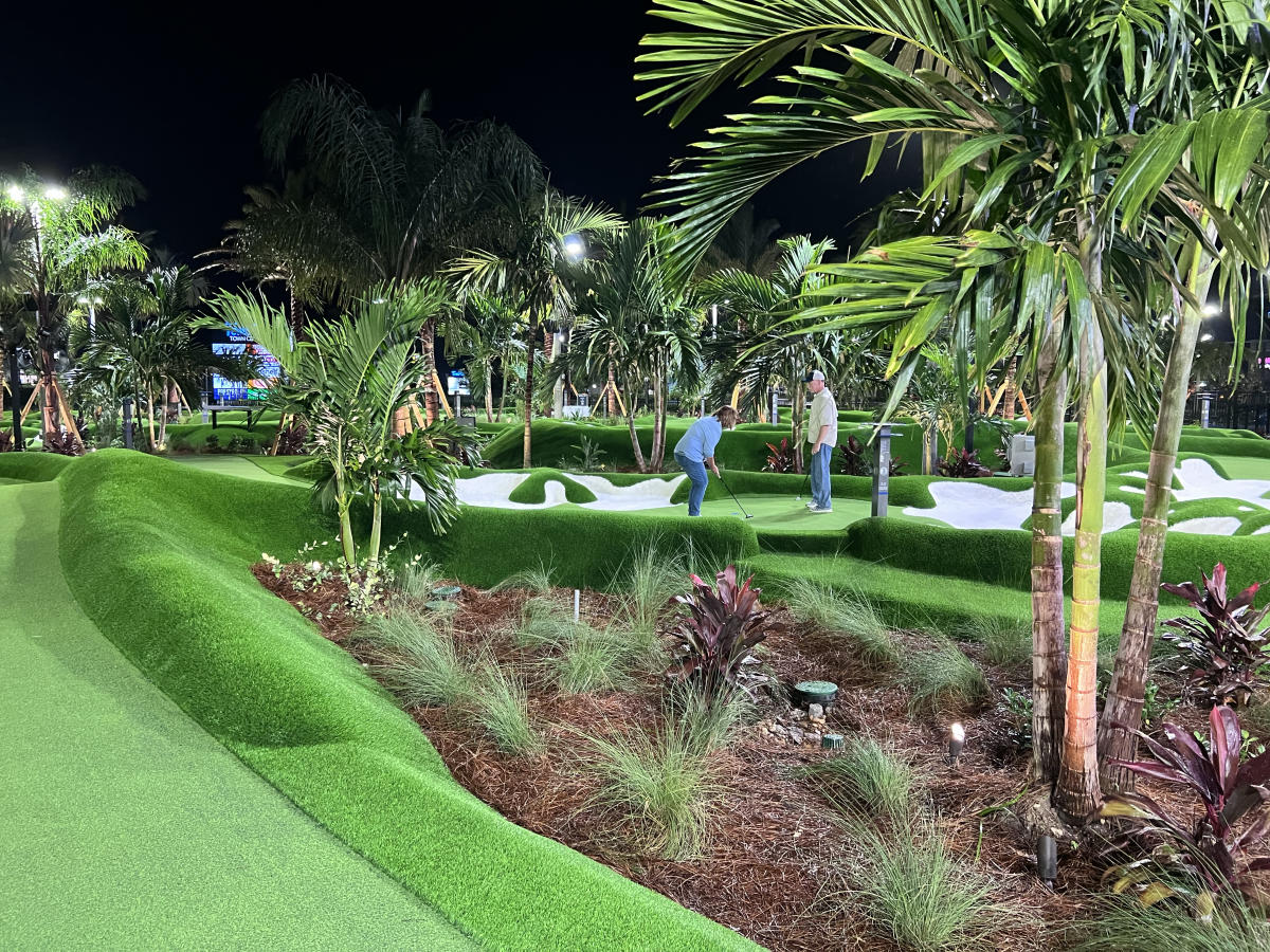 PopStroke Daytona Beach | Daytona Beach, FL 32114