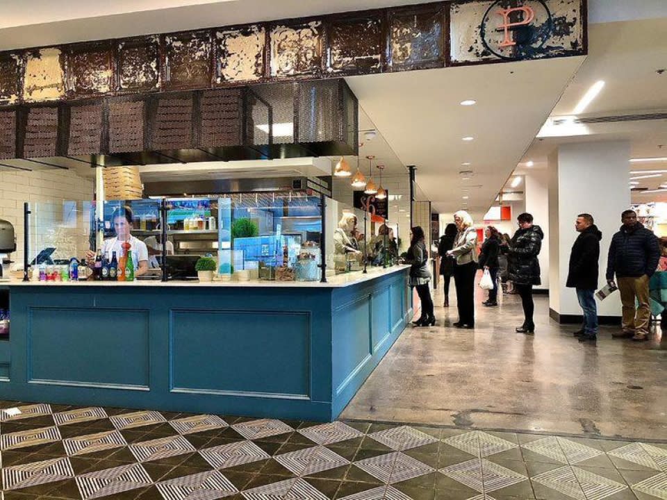 DE.CO Food Hall