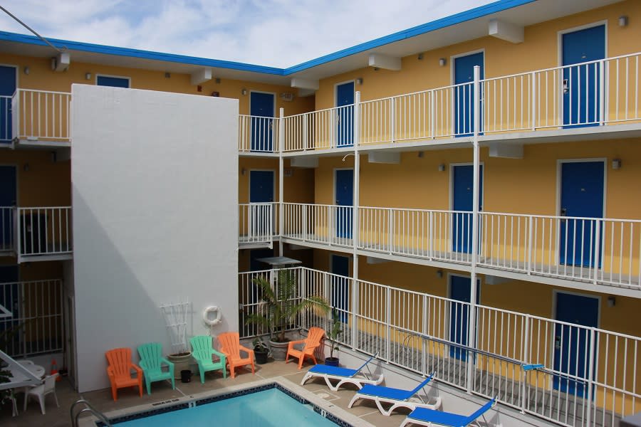 Seaside Inn Hotel