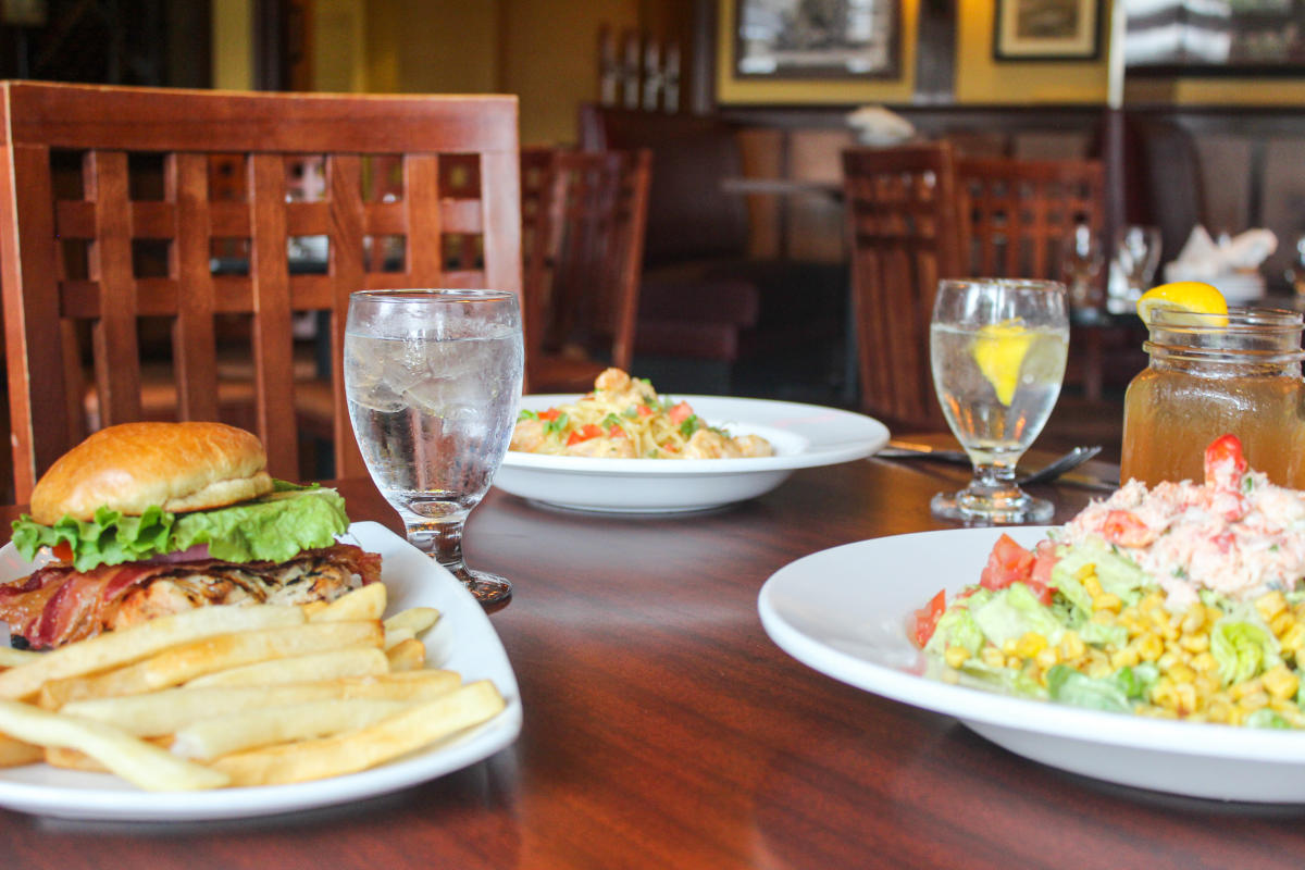 Arrowhead Restaurant & Bar