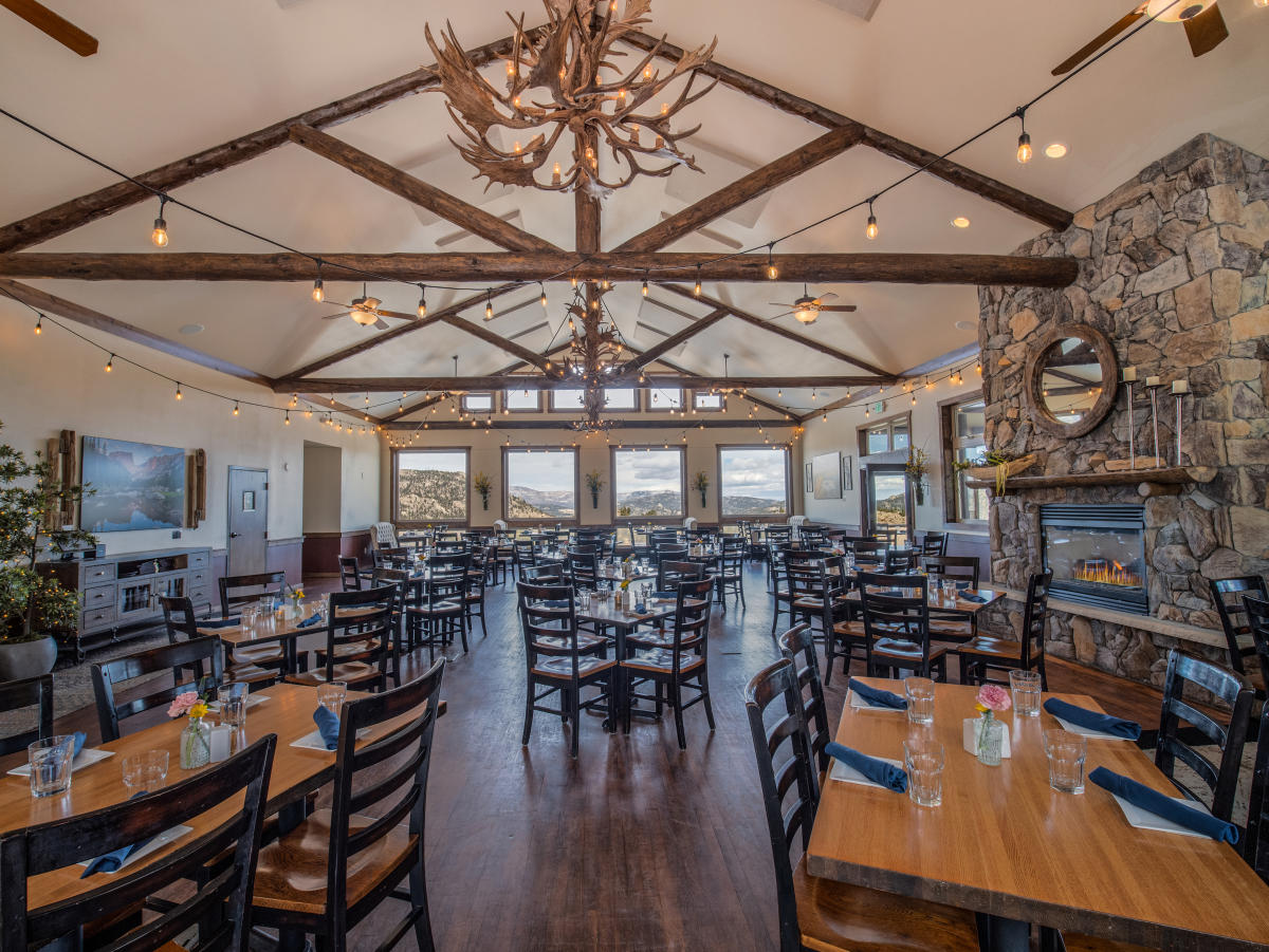 Twin Owls Steakhouse