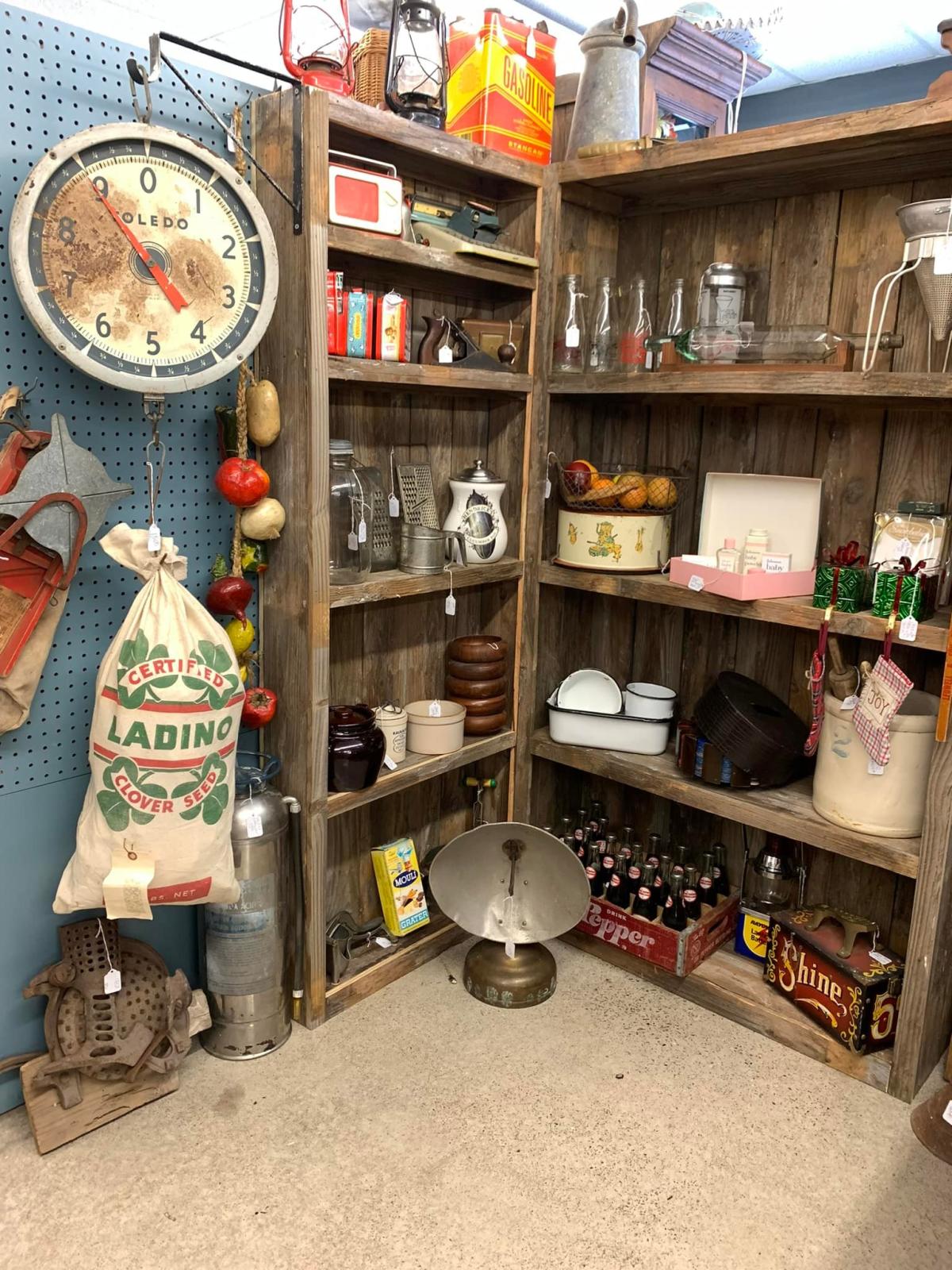 Grand Antiques & Collectibles