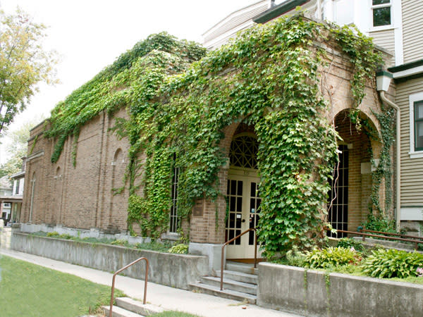 Arena Dinner Theatre