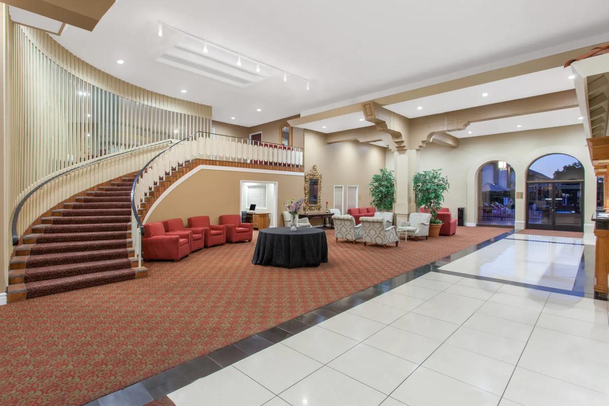 Ramada Fresno North
