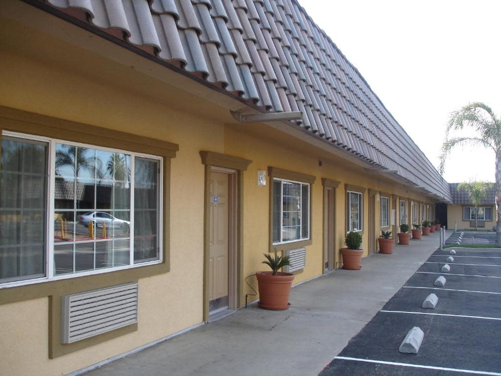 Rodeo Lodge