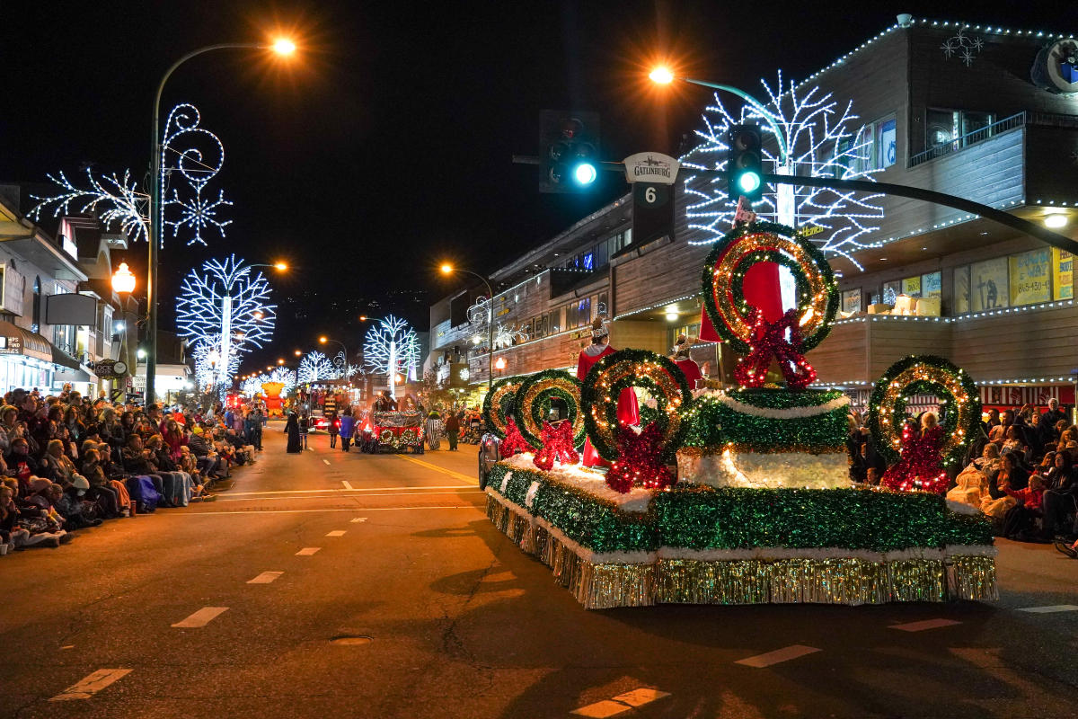 Fantasy of Lights Christmas Parade