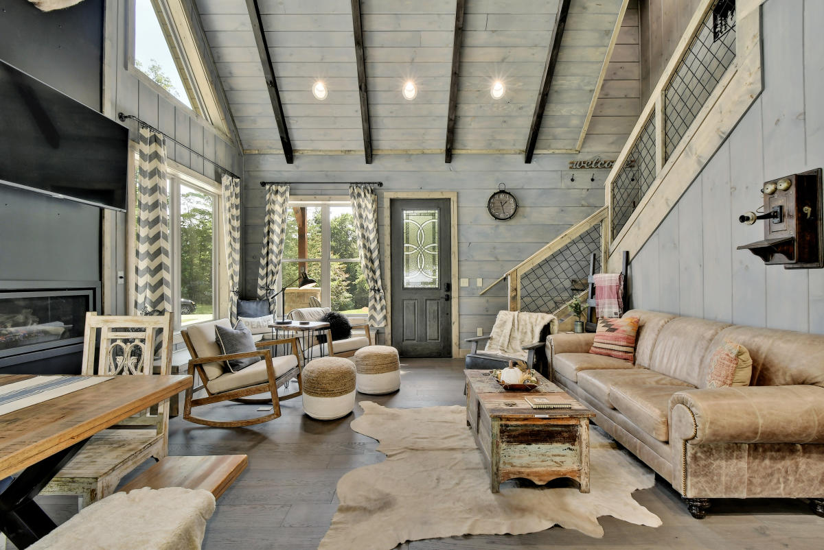 Mountain Modern Lodges | Gatlinburg, TN 37738