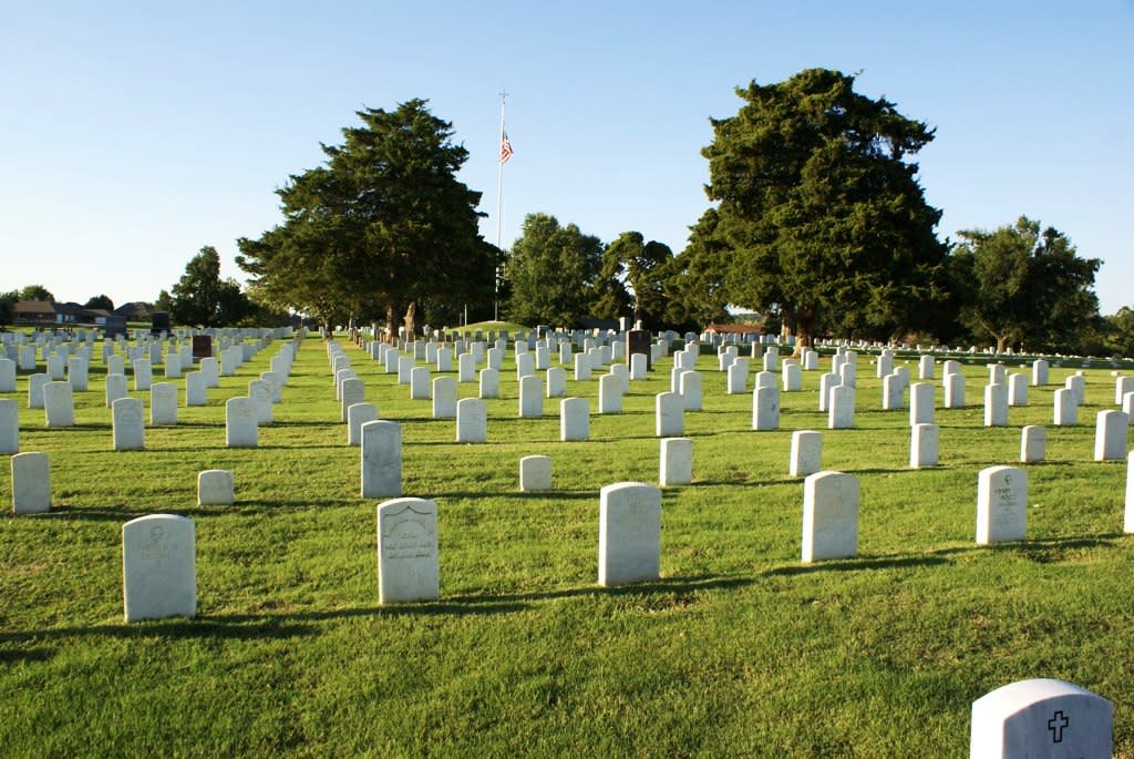 Fort Gibson National Cemetery Flags Memorial Day Star