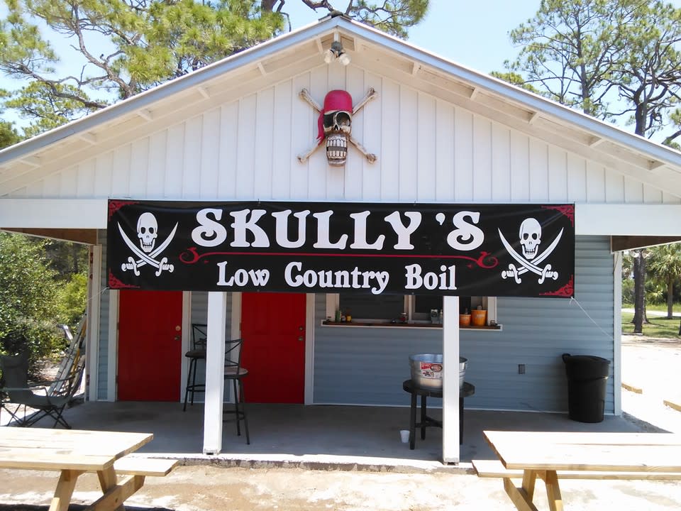Skully's Low Country Boil