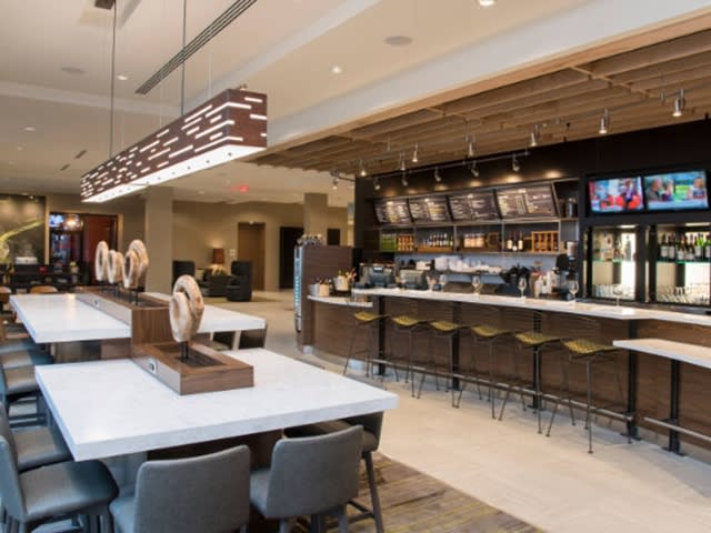 Bistro at the Courtyard by Marriott