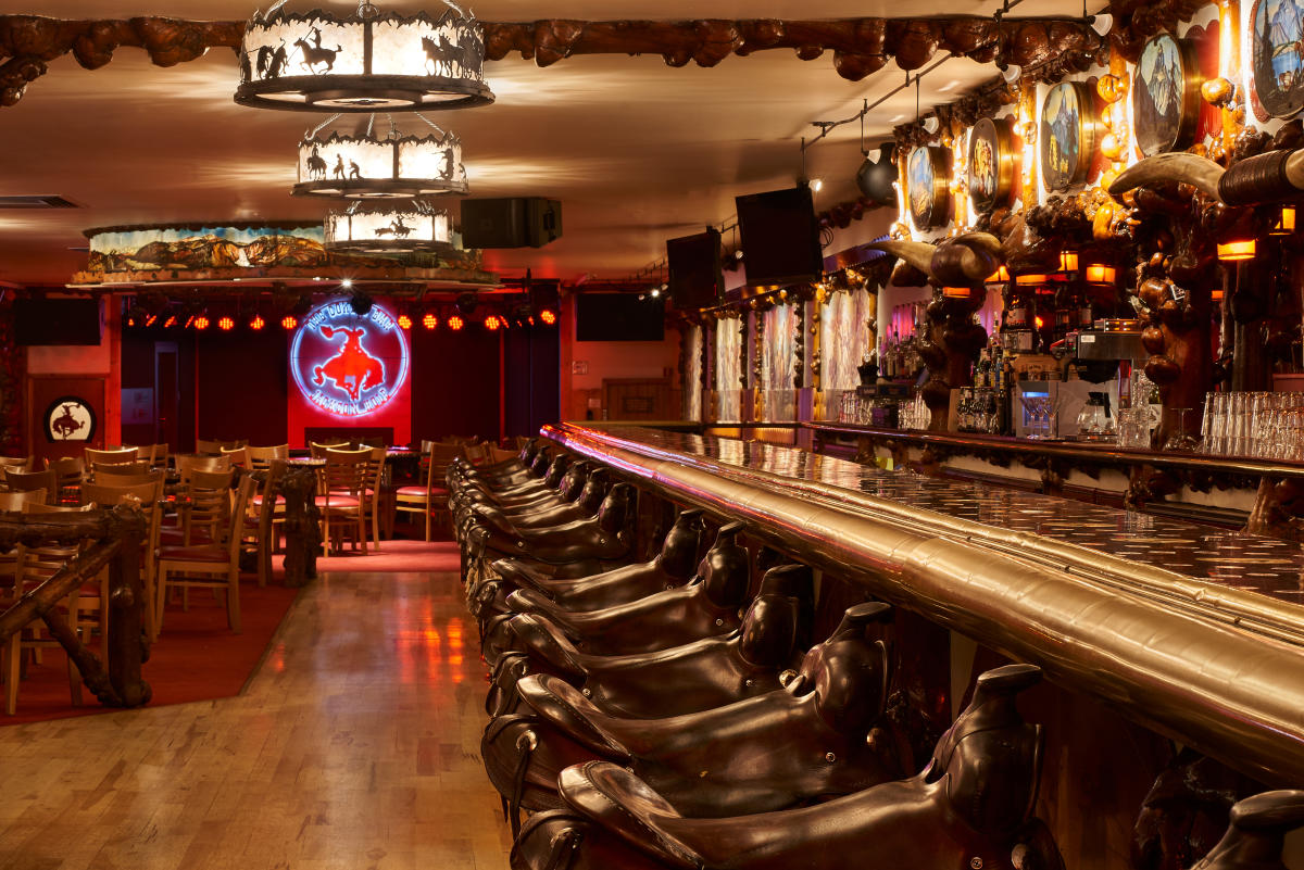 jackson hole dive bars