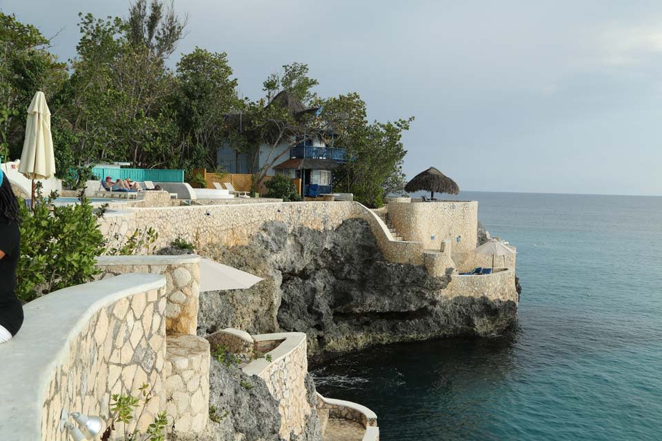 Caves Negril