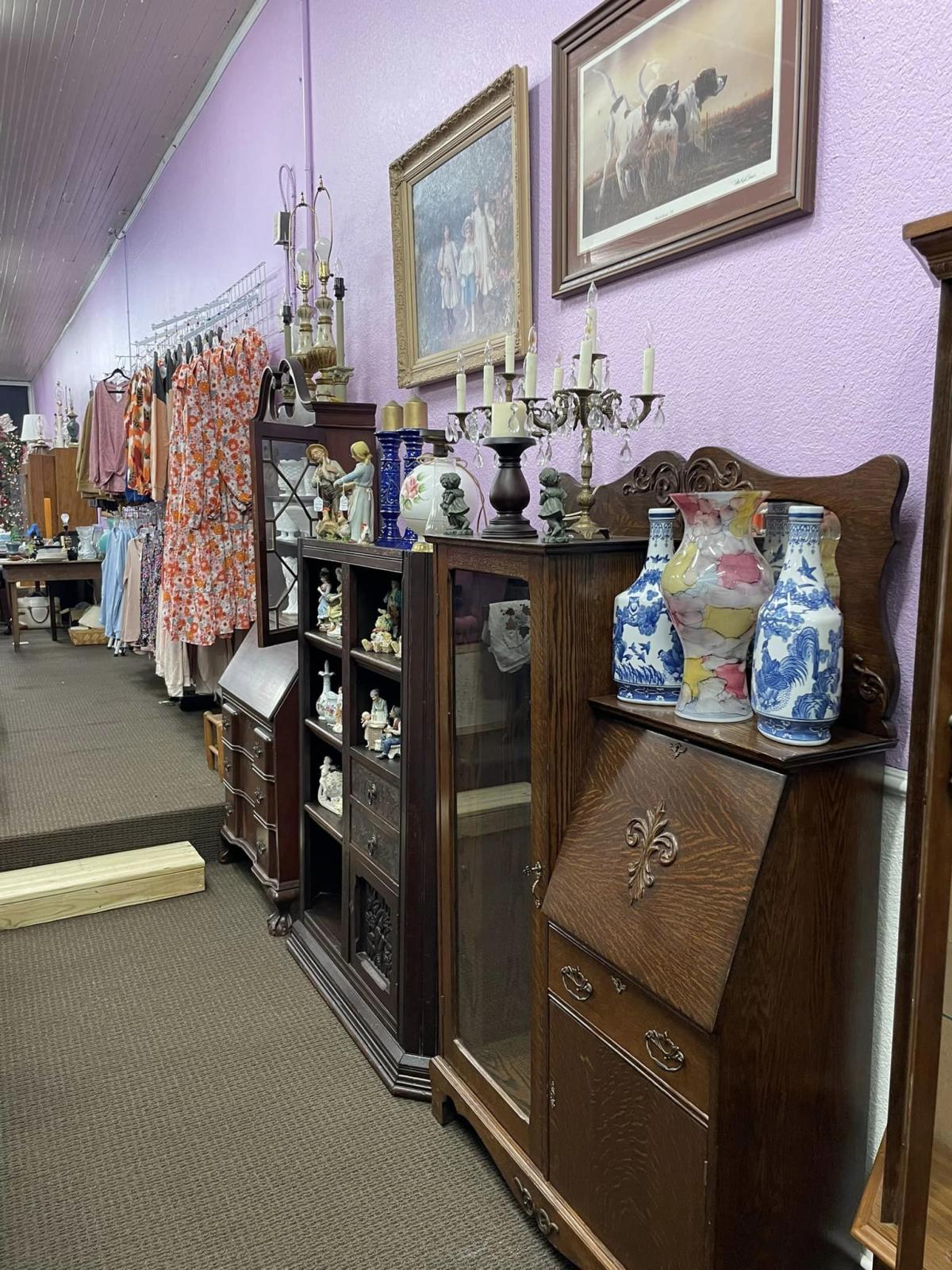 Luna Grace's Vintage Treasures & Boujee Finds