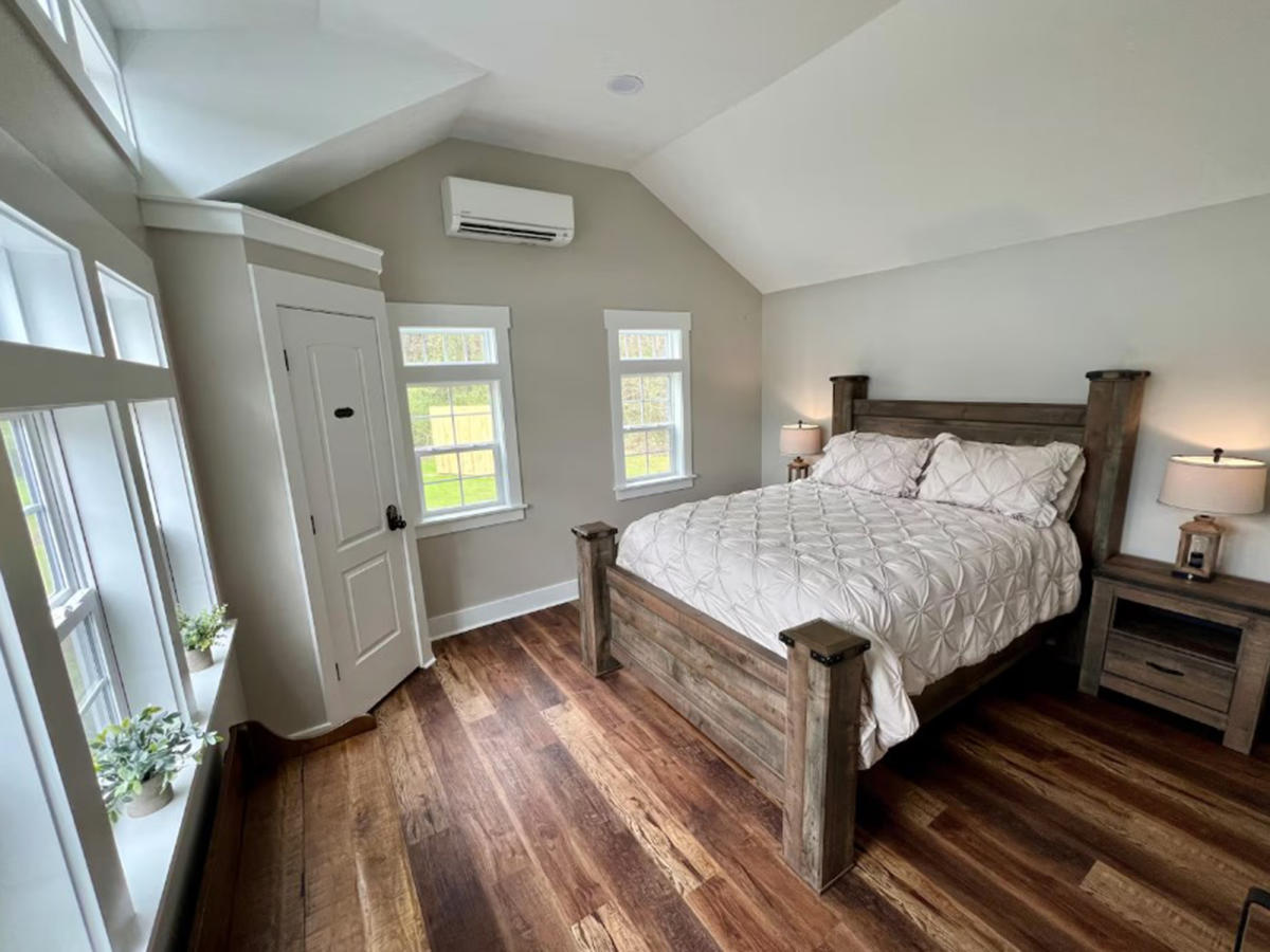 Cabin in Benson
