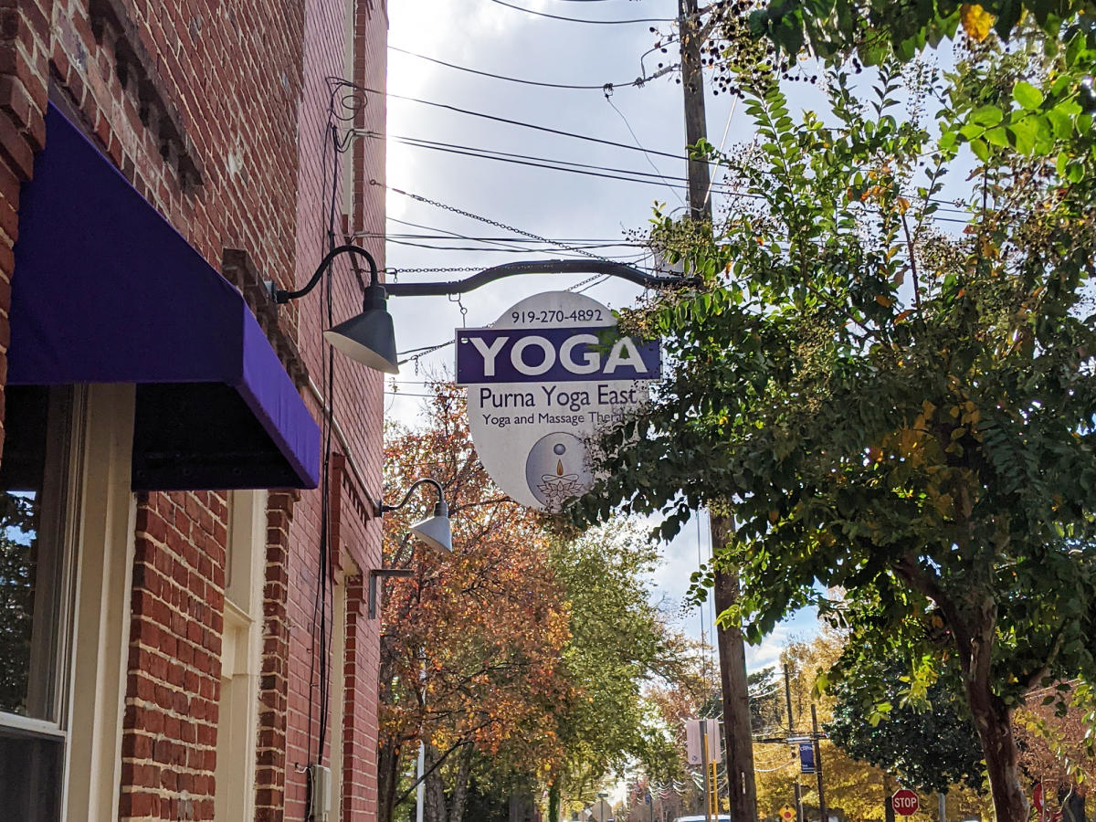 Purna Yoga East