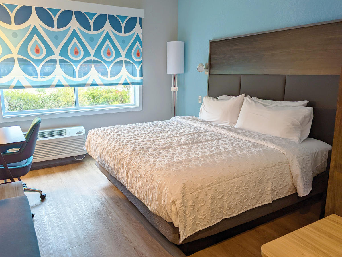 Tru by Hilton Smithfield