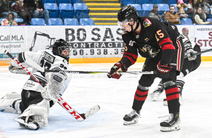 West Kelowna Warriors vs Brooks Bandits