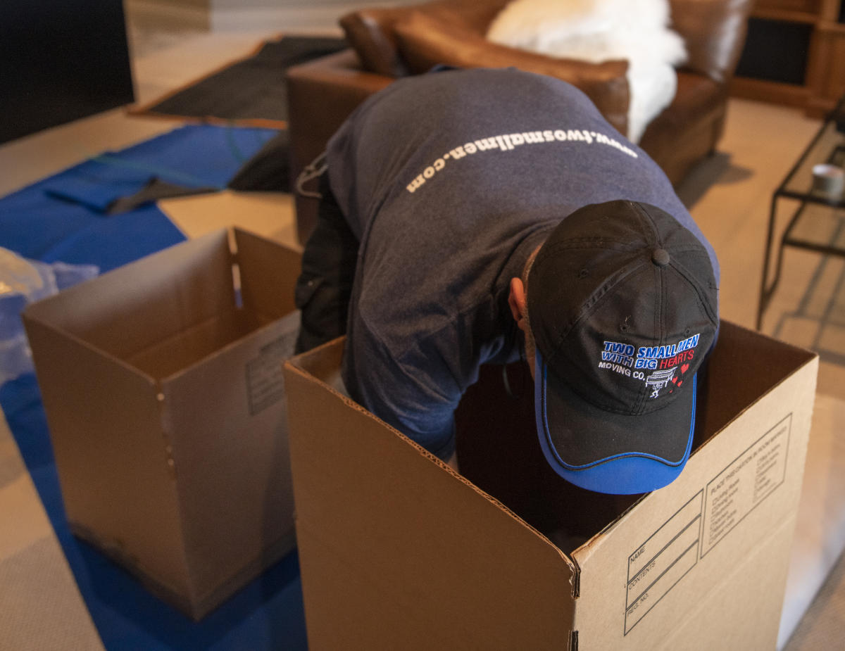 Two Small Men With Big Hearts Moving Company