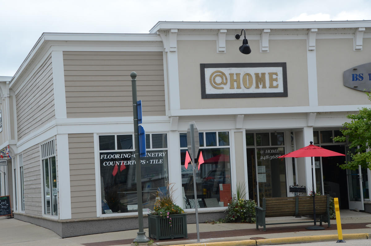 @Home [www.visitlakegeneva.com]