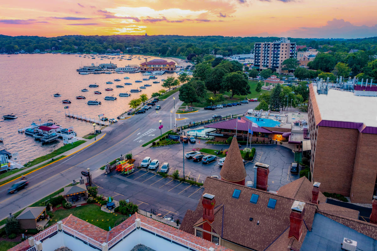 Harbor Shores on Lake Geneva