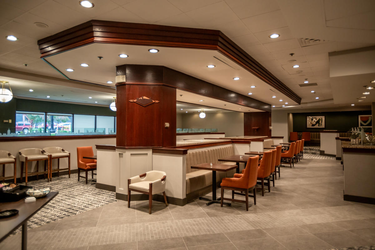DoubleTree by Hilton Lansing