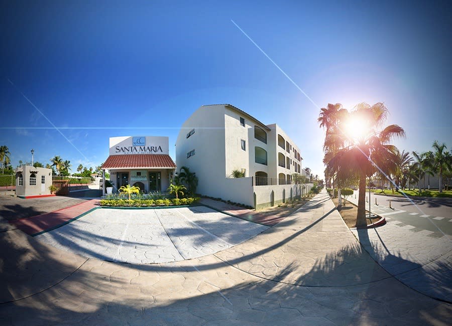 Santa Maria Hotel & Suites