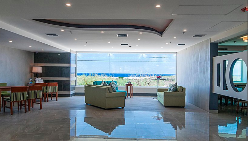 Holiday Inn Express Cabo San Lucas