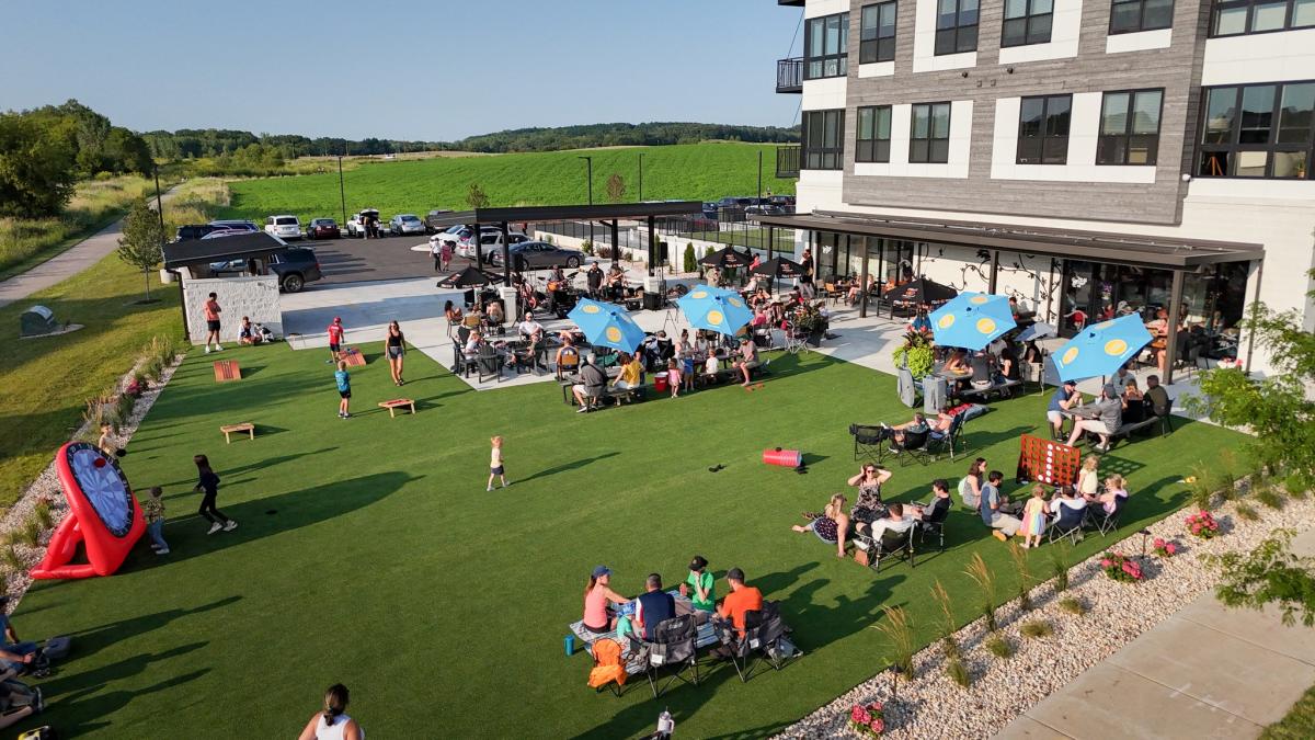 The Rusty Bee Lounge | Fitchburg, WI