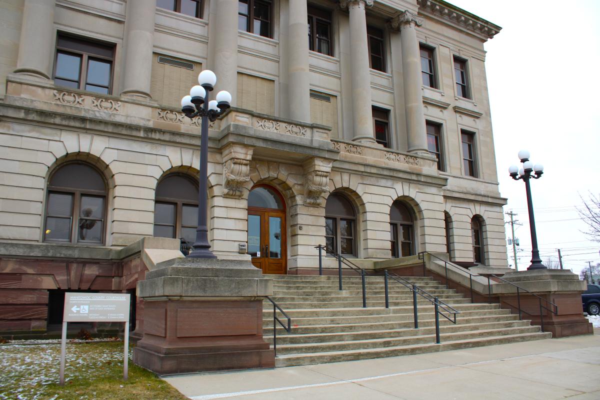 Manitowoc County Courthouse