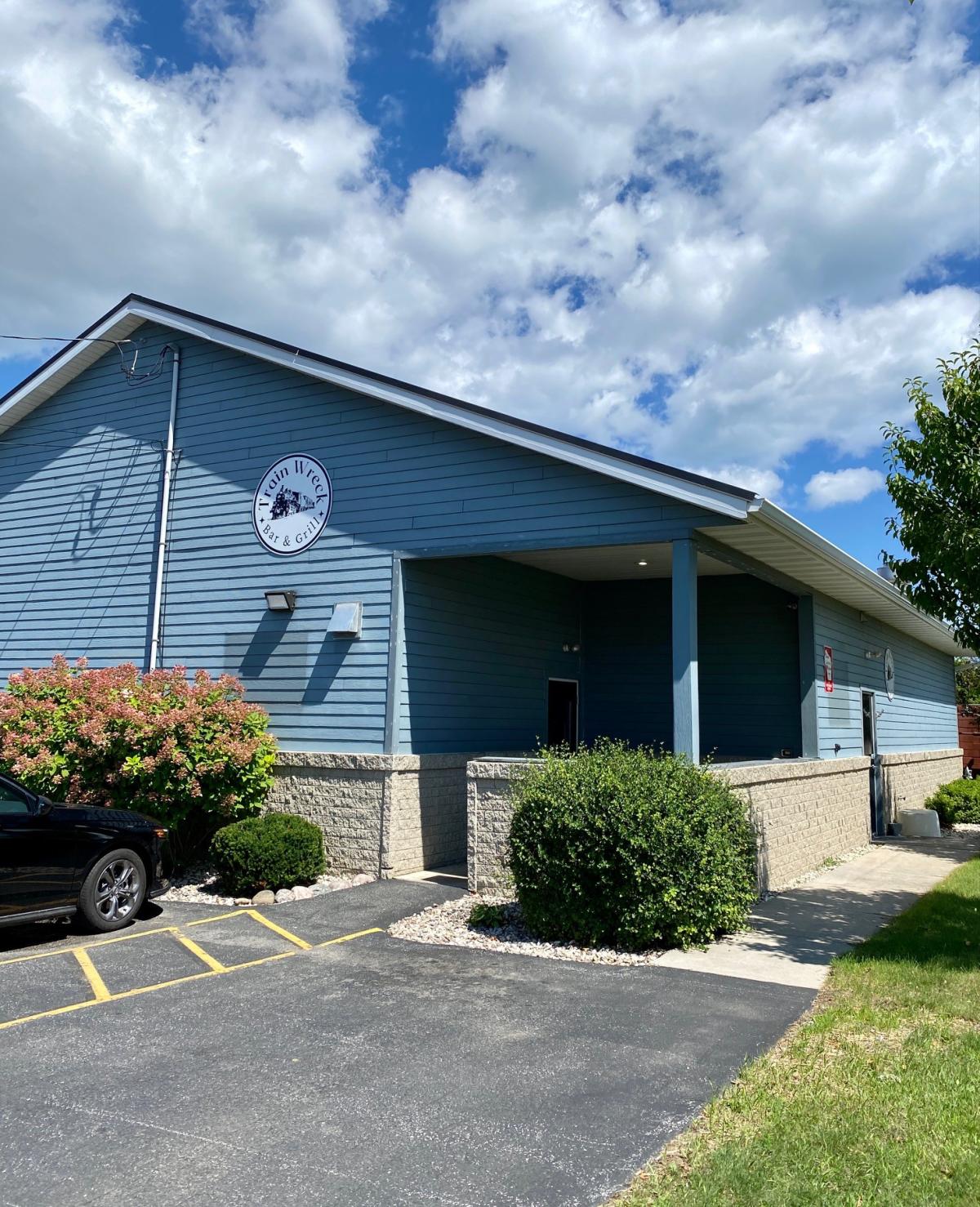 Train Wreck Bar & Grill