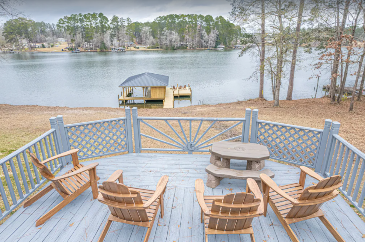 Cozy Cottage, Big Water Views