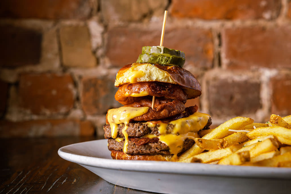 Sweet Baby Cheesus, Amici