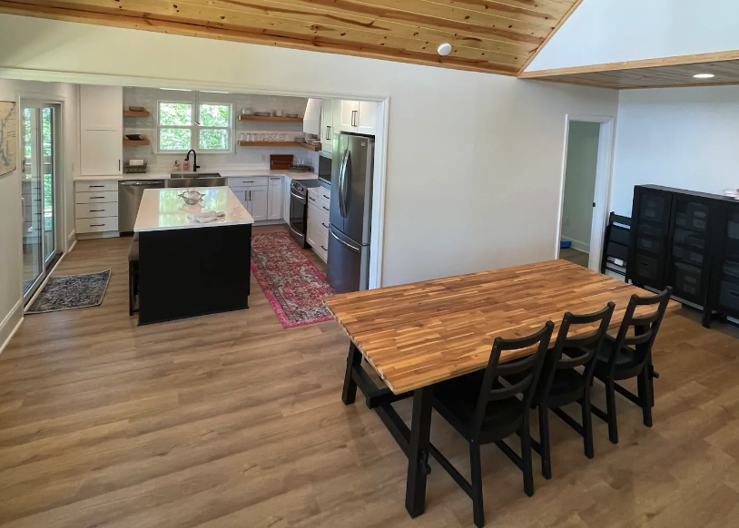 Fresh Escape on Lake Sinclair