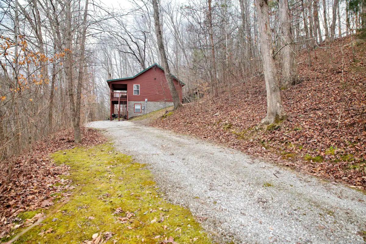 Morehead Cabin by the Lake