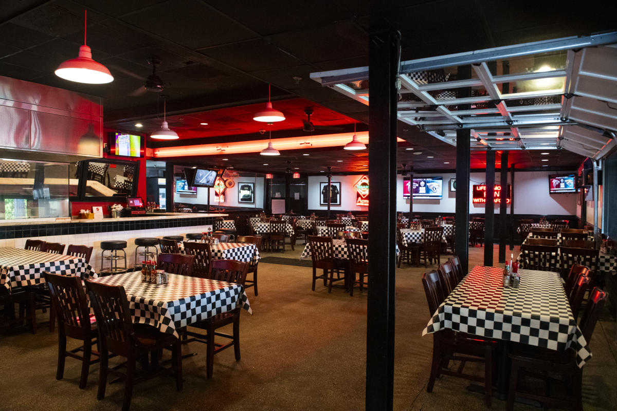 Acme Oyster House Logo Acme Oyster House Closes Houston Location At