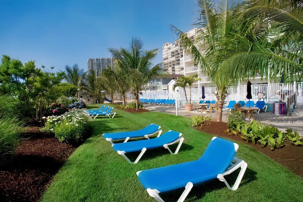 Carousel Resort Hotel & Condos