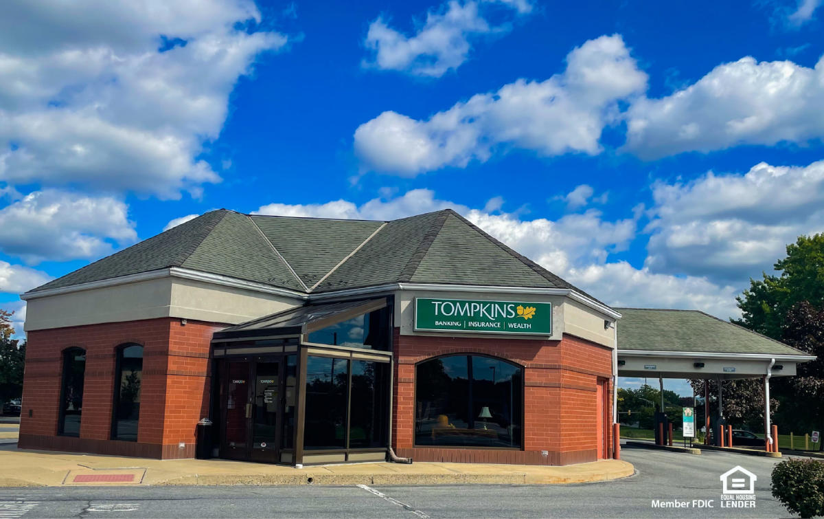 Tompkins Vist Bank
