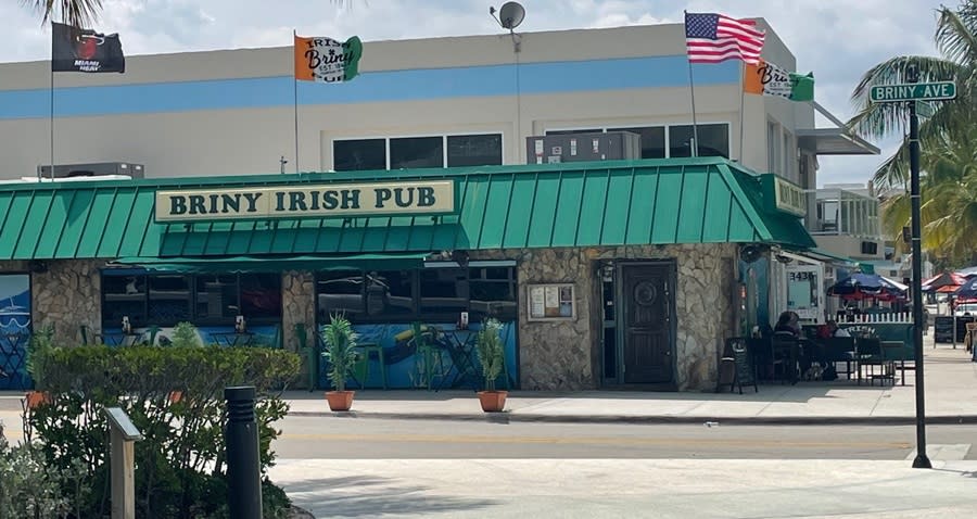 Briny Irish Pub | Pompano Beach, FL