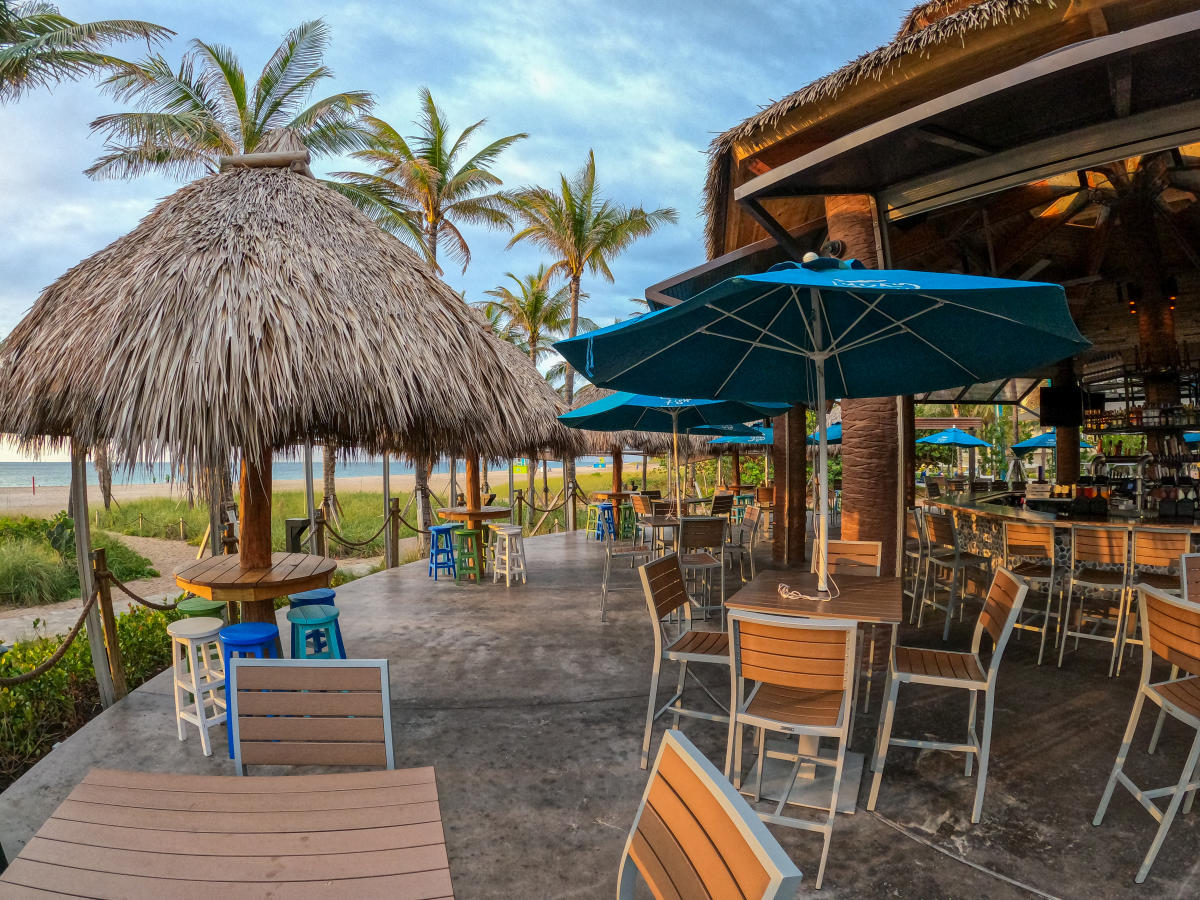 Lucky Fish Beach Bar & Grill | Pompano Beach, FL