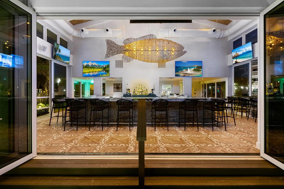 Deep Oceanfront Bar & Restaurant | Pompano Beach, FL