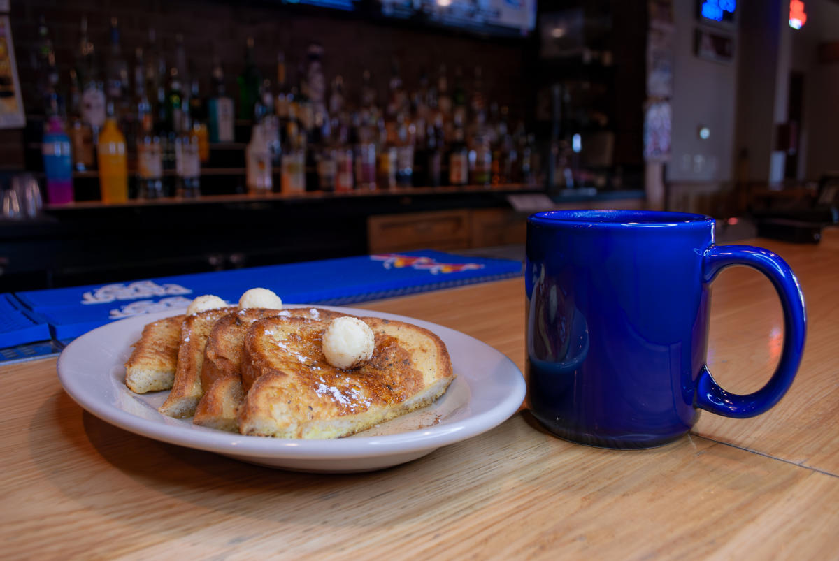 Weekends--Breakfast at Zeppoz | Pullman, WA