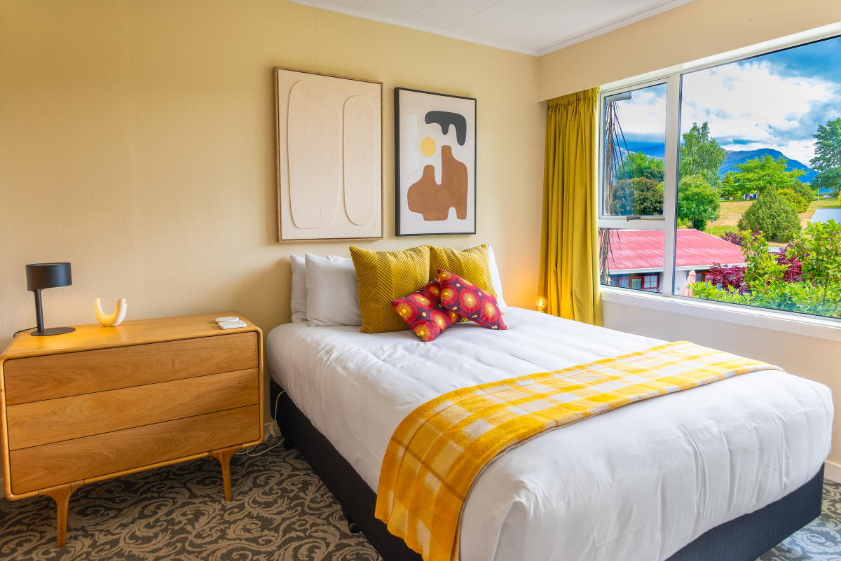 Bracken House - Holiday Home | Official Queenstown Website