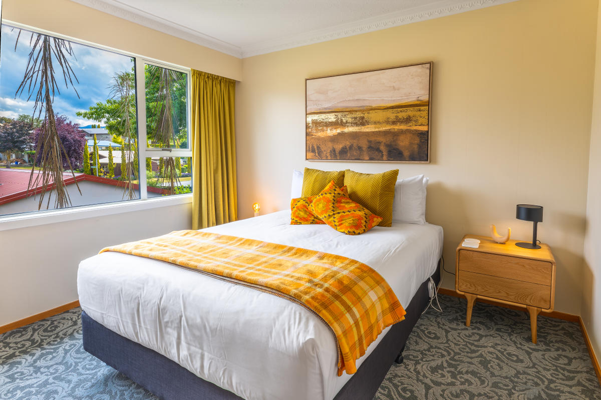 Bracken House - Holiday Home | Official Queenstown Website