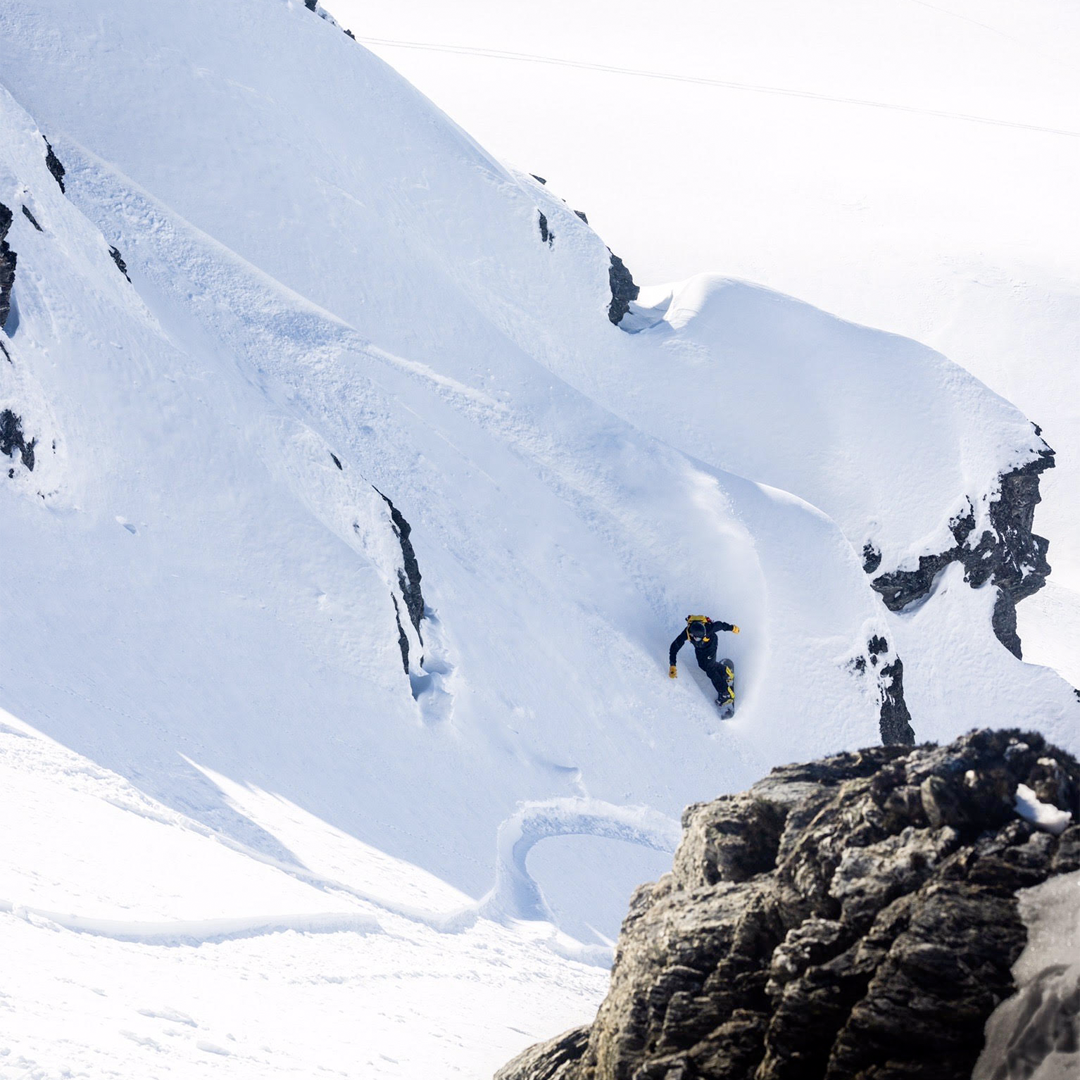 7-Night Queenstown Ski Escape at Holiday Inn | Mountainwatch Travel ...