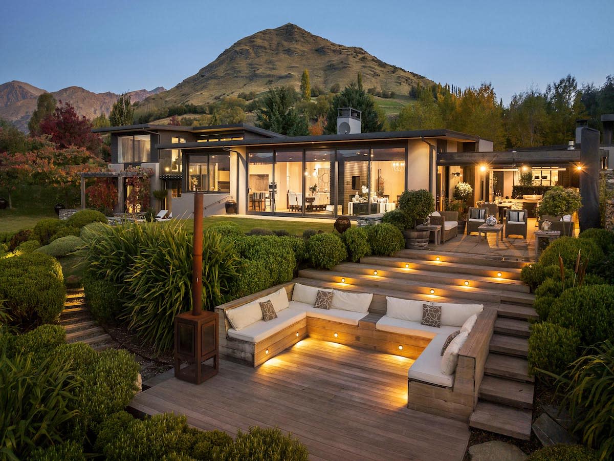 Rangiātea | Official Queenstown Website