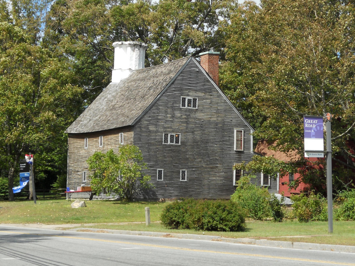 Arnold House | Lincoln, RI 02865
