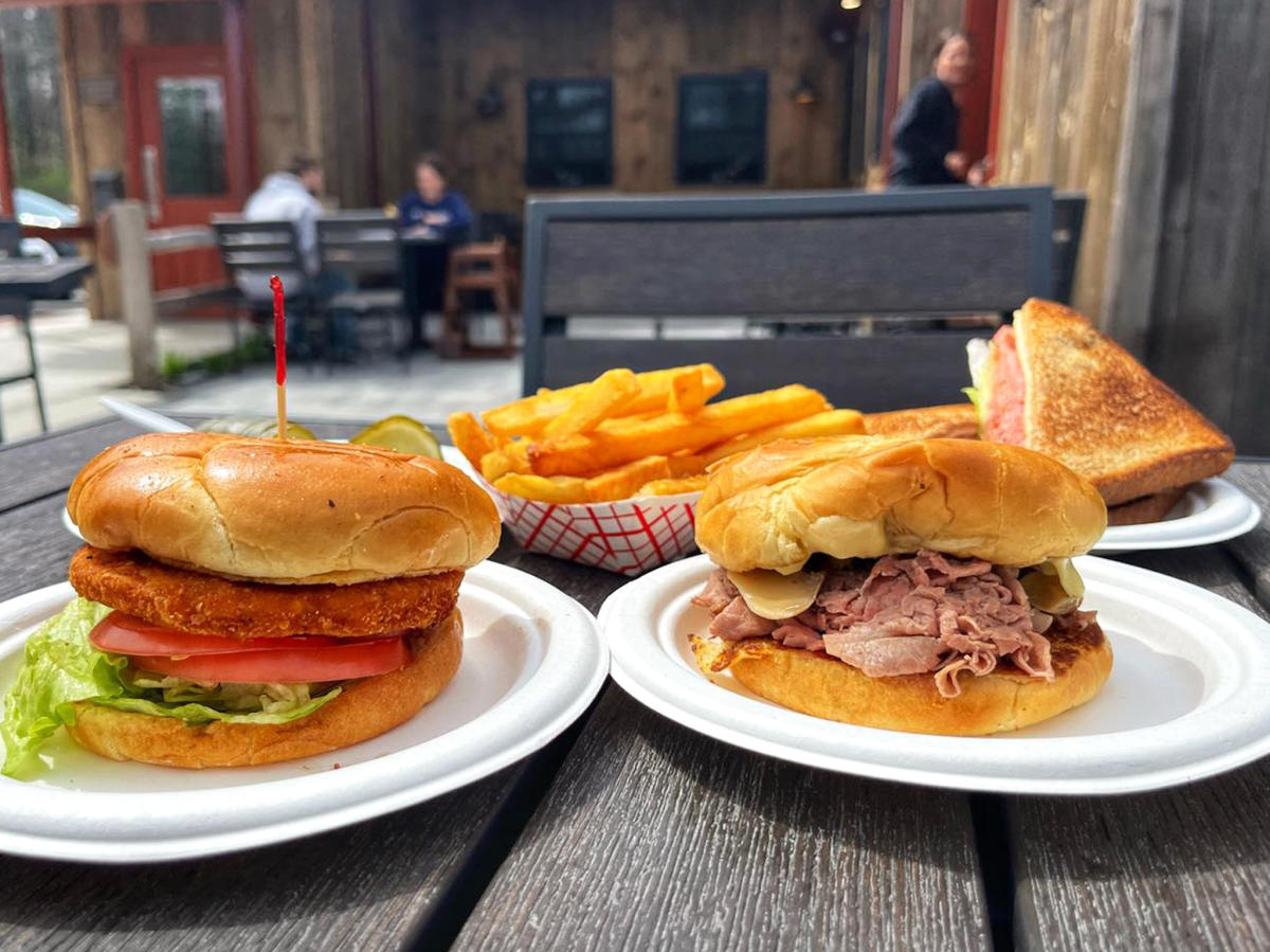 The Beef Barn | North Smithfield, RI 02896