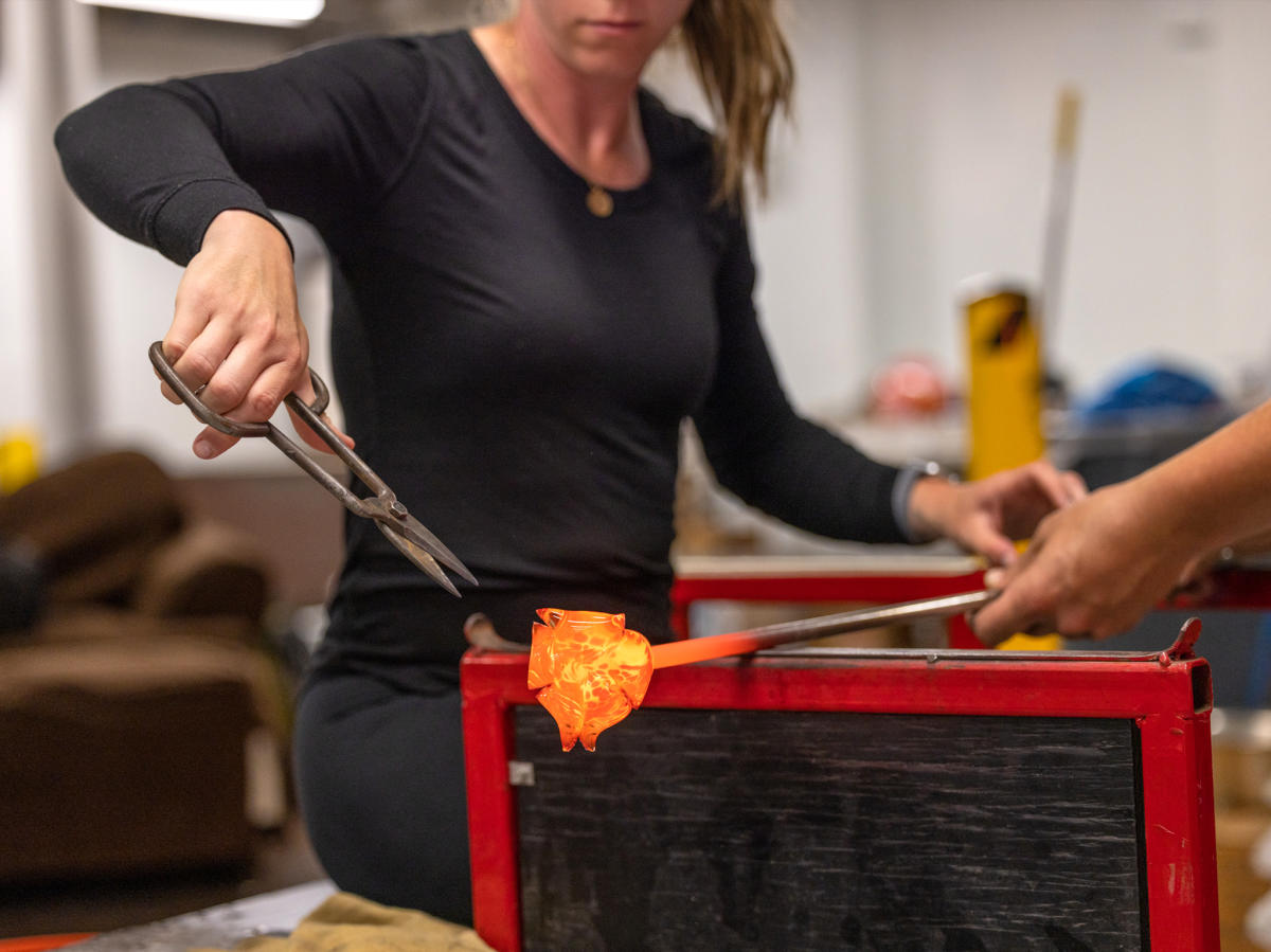 Blackstone River Glass Center | Cumberland, RI 02864