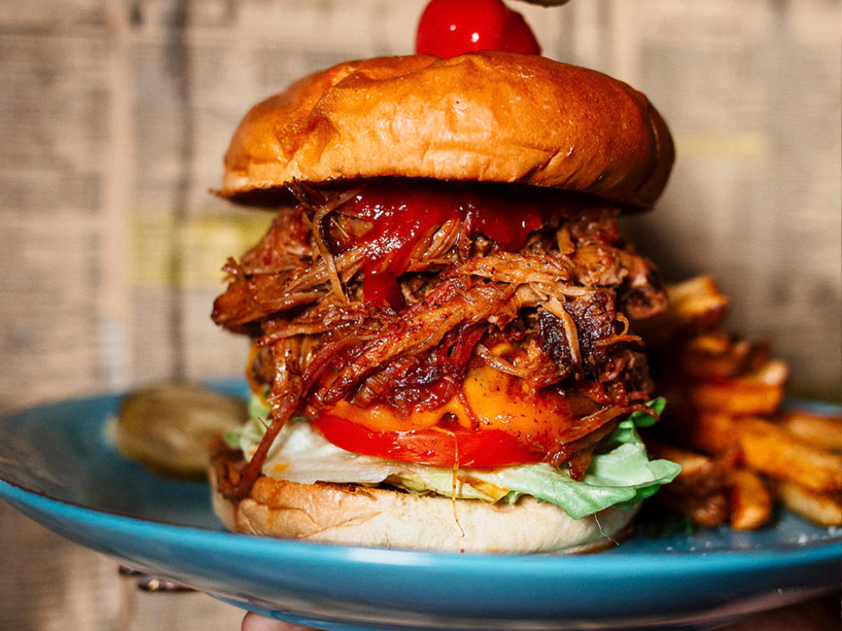 Boundary Kitchen & Bar | Pawtucket, RI 02861